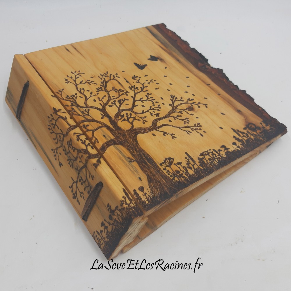 Livre d'or personnalisable en bois pyrogravé arbre